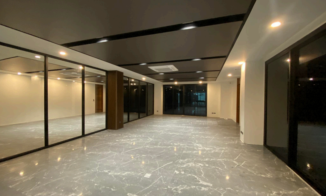 MIXED-USE BUILDING - Mevbuilt Incorporated